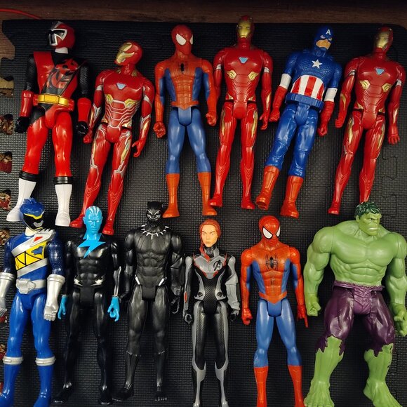 Marvel | Toys | Marvel Avengers 2 Action Figure Bundle 12 Action ...